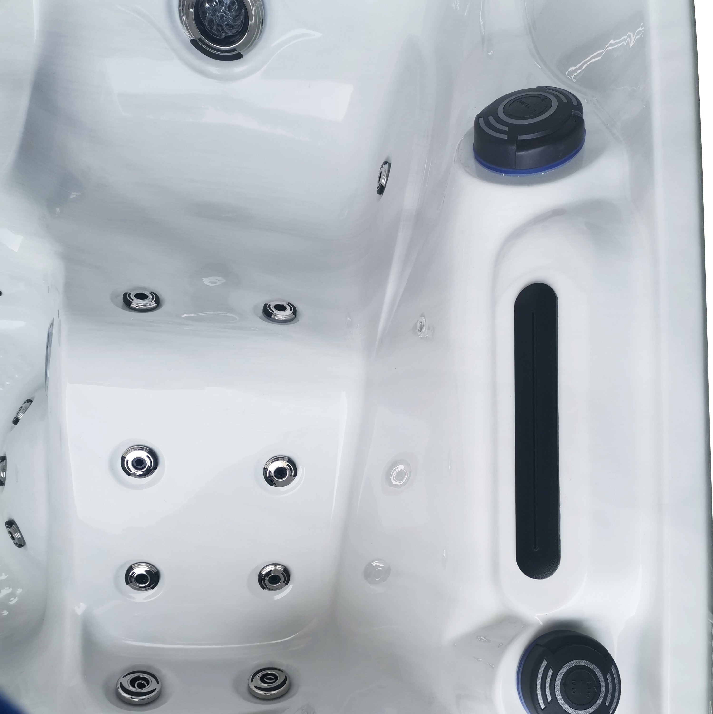Outdoor Santorini Hot Tub Save £500 Plus Free Heat Pump Worth £1000