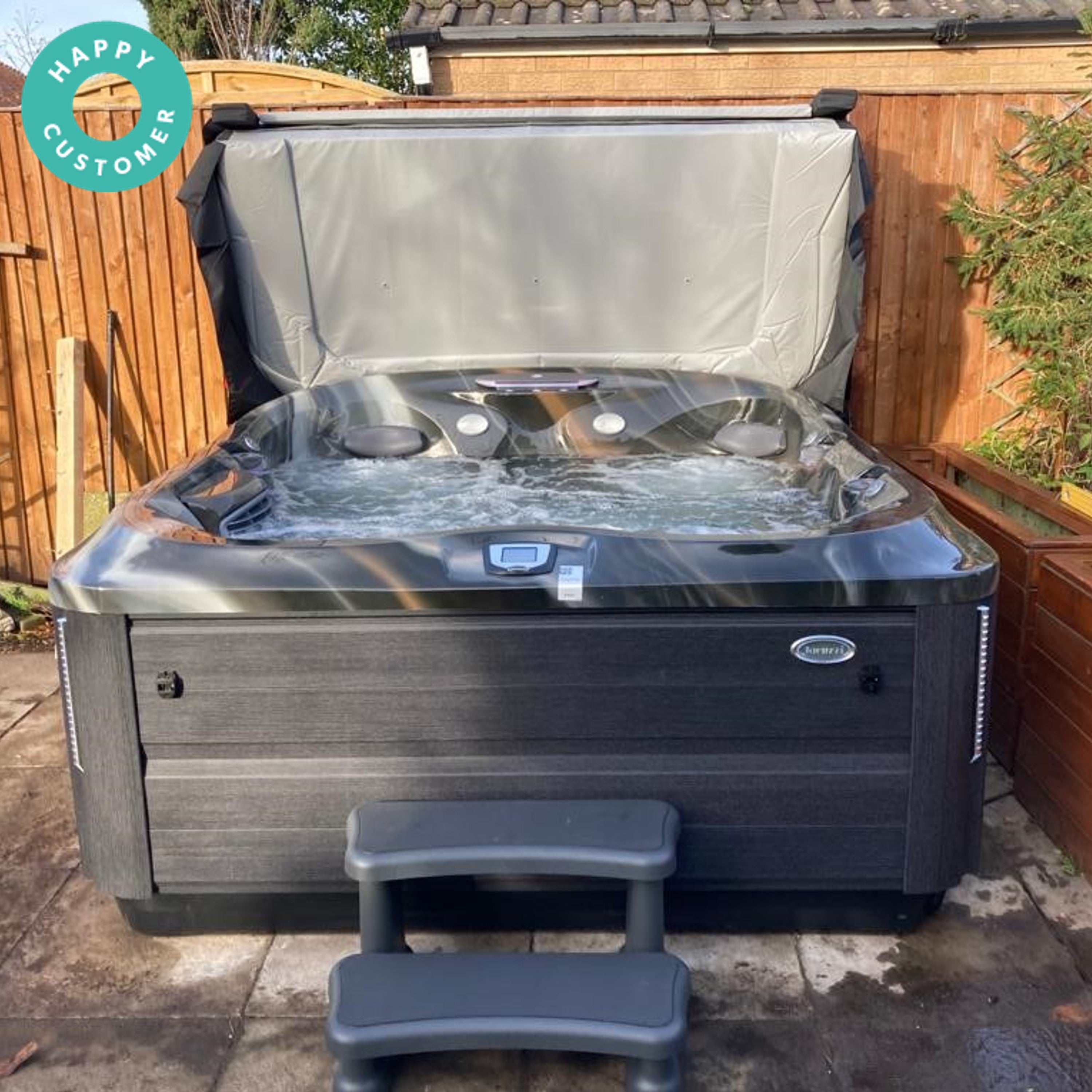 Jacuzzi J435IP Hot Tub | Outdoor Living