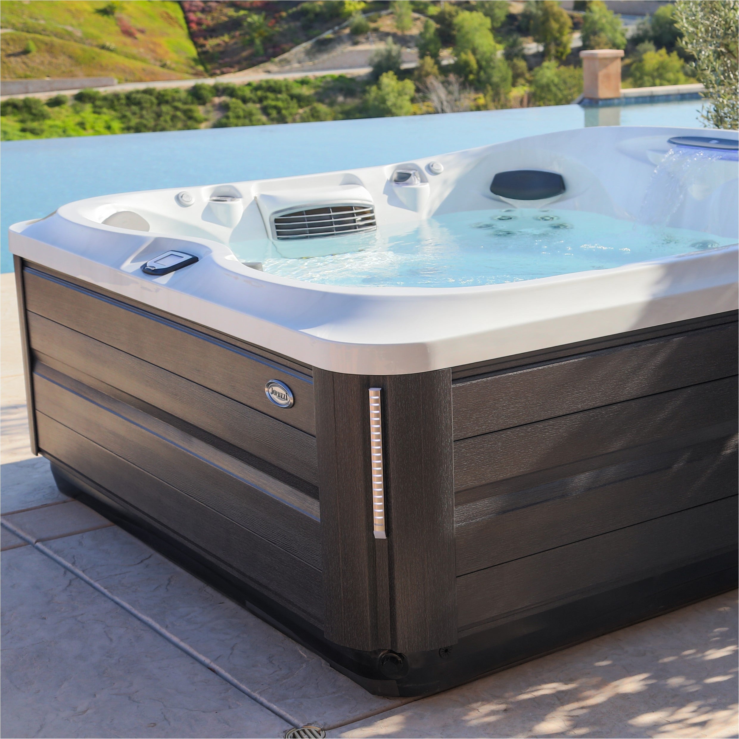 Jacuzzi J485IP Hot Tub | Outdoor Living