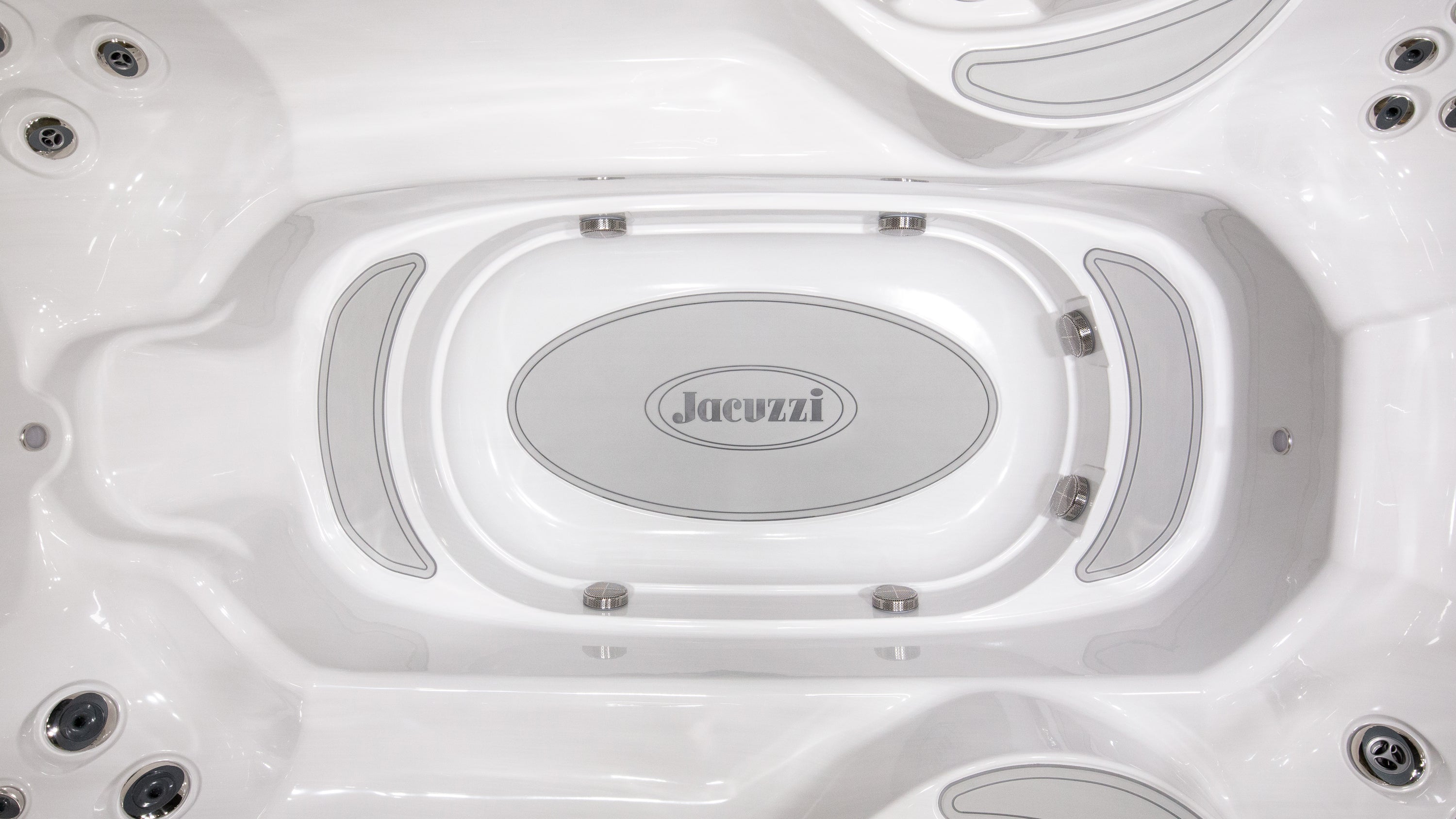 Jacuzzi® PowerPlay™ J-13™ Swim Spa | Outdoor Living