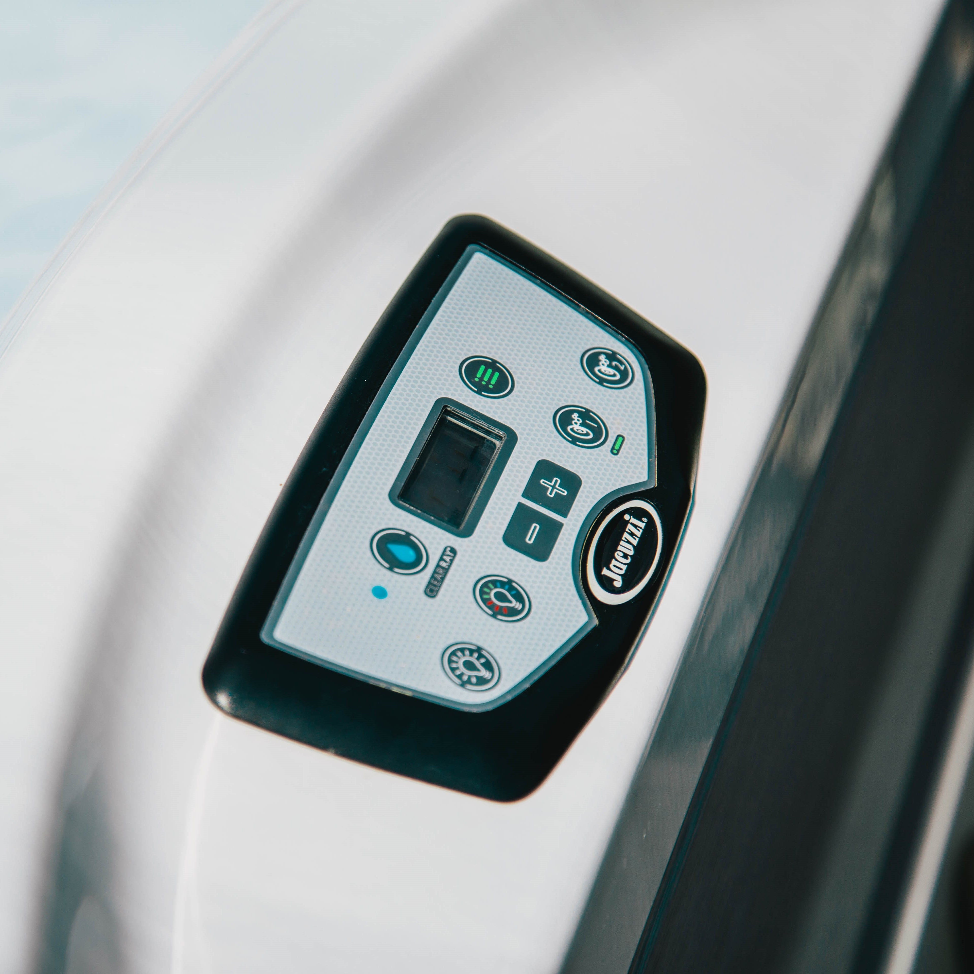 Jacuzzi J335IP Hot Tub | Outdoor Living